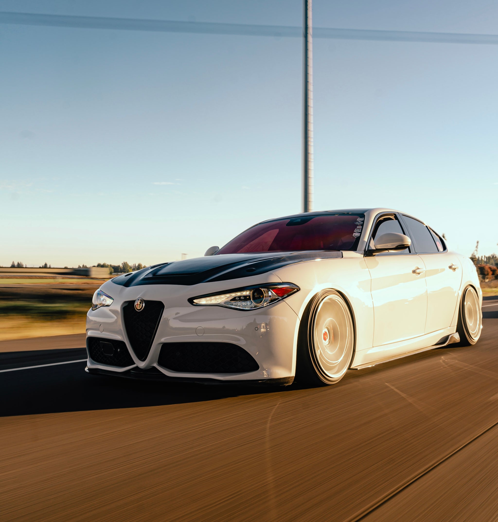 90mm Black Bullet Nose Stud Kit 14 x 1.25 with Gun Metal 17mm MH Titan